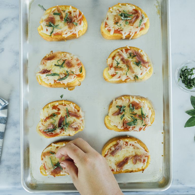 Open-Faced Pizza Grilled Cheese – What’s for Dinner